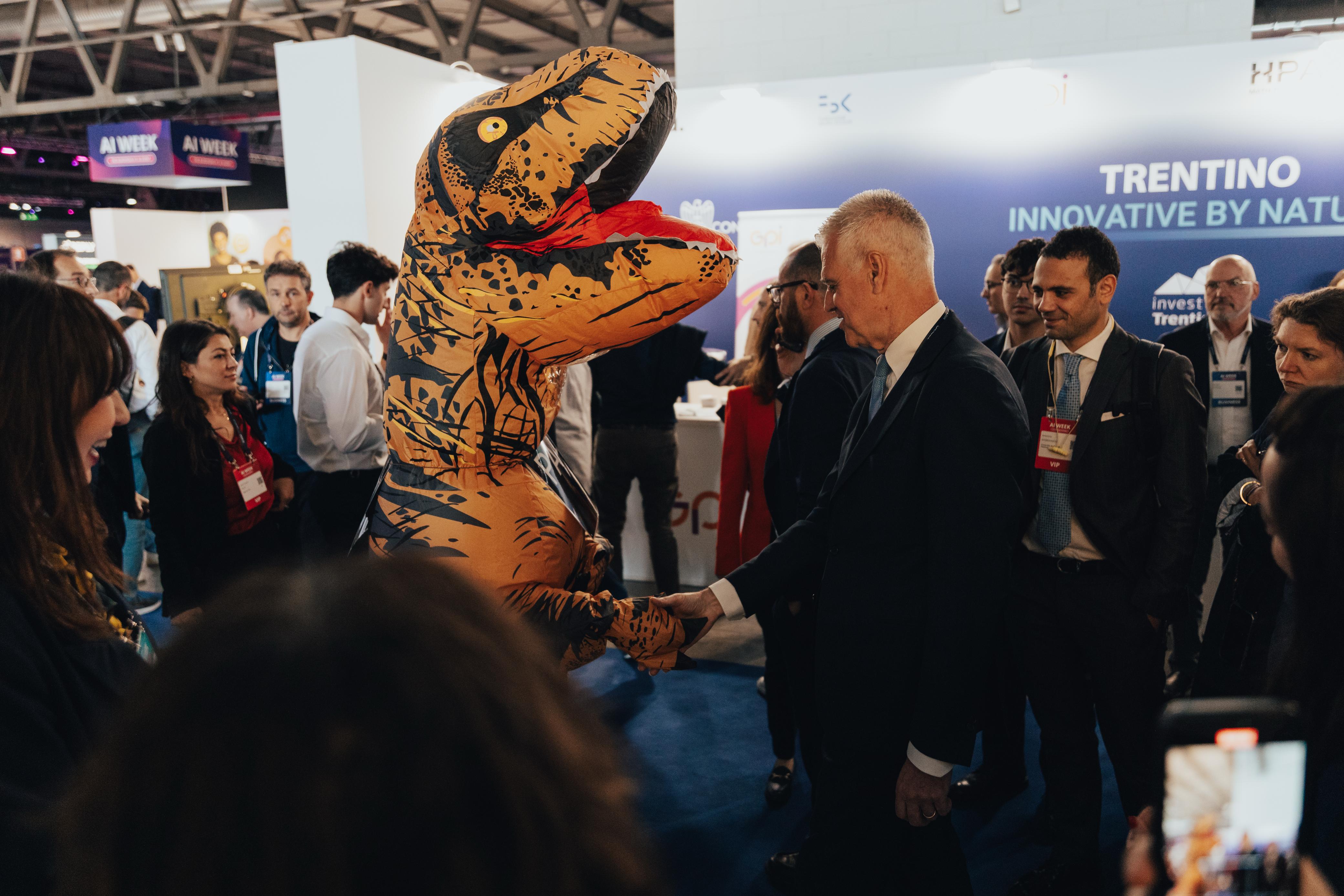AI WEEK, il Dipartimento alla Fiera sull’intelligenza artificiale di Milano